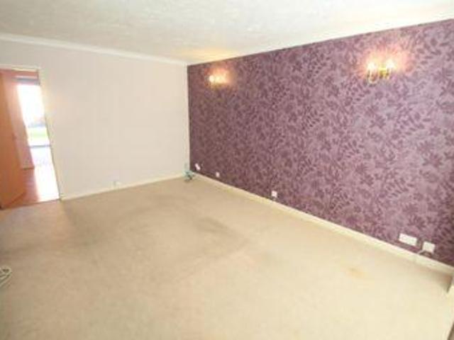 4 Bedrooms for rent in Kershaw Close, Luton LU3