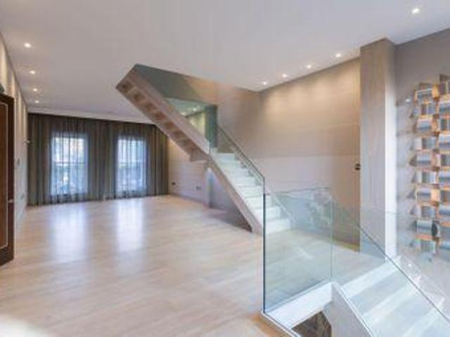 4 Bedrooms for rent in Kings Road, London SW10