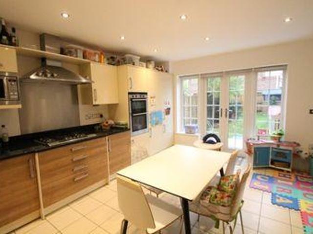 4 Bedrooms for rent in Kingswood Road, Bromley BR2