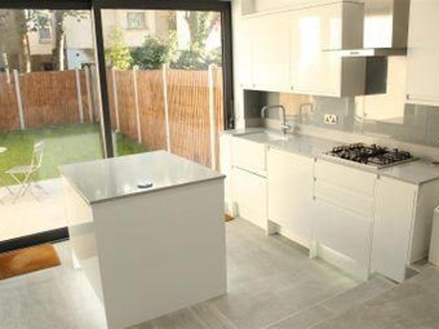 4 Bedrooms for rent in Lancaster Road, London E17