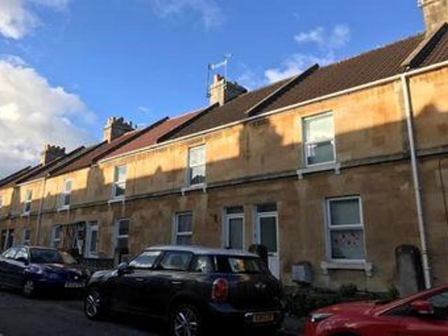 4 Bedrooms for rent in Landseer Road, Twerton, Bath BA2