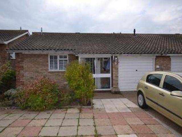 4 Bedrooms for rent in Larkhill, Bexhill On Sea TN40