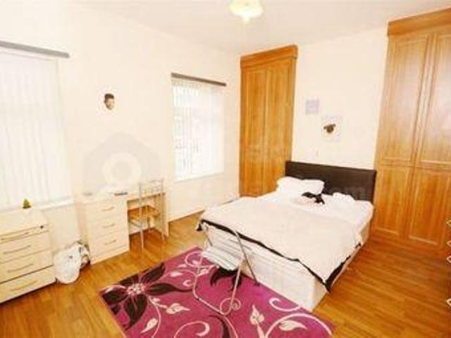 4 Bedrooms for rent in Ruskin Avenue, Manchester, Greater Manchester M14