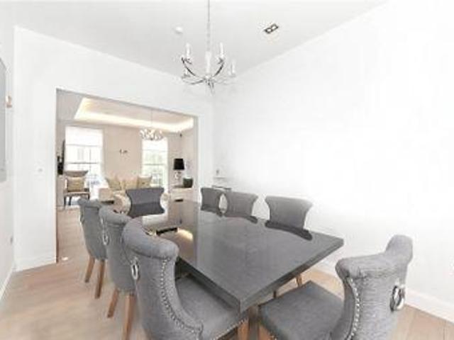 4 Bedrooms for rent in Radnor Place, London W2