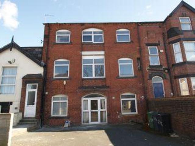 4 Bedrooms for rent in Regent Terrace, Hyde Park, Leeds LS6