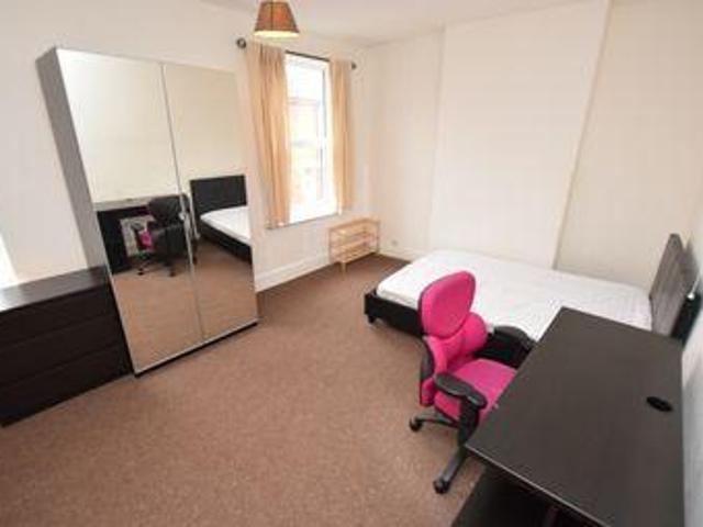 4 Bedrooms for rent in Redshaw Street, Derby DE1
