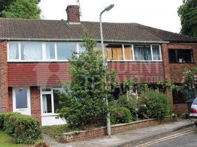 4 Bedrooms for rent in St. Martins Place, Canterbury, Kent CT1