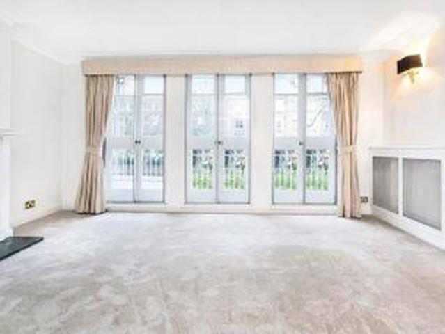 4 Bedrooms for rent in St. Mary Abbots Terrace, London W14