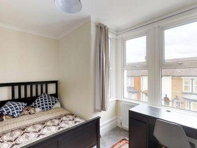 4 Bedrooms for rent in St. Georges Road, Gillingham ME7