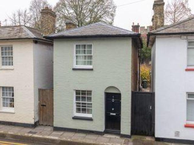 4 Bedrooms for rent in St Peters Place, Canterbury CT1