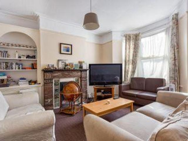 4 Bedrooms for rent in Selkirk Road, Tooting SW17