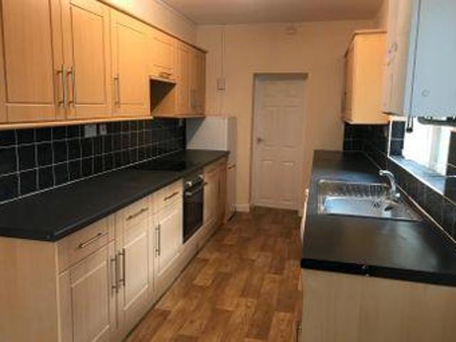 4 Bedrooms for rent in Severn Street, Lincoln LN1