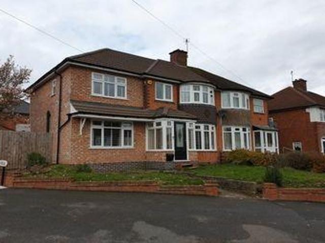4 Bedrooms for rent in Sheldonfield Road, Birmingham B26