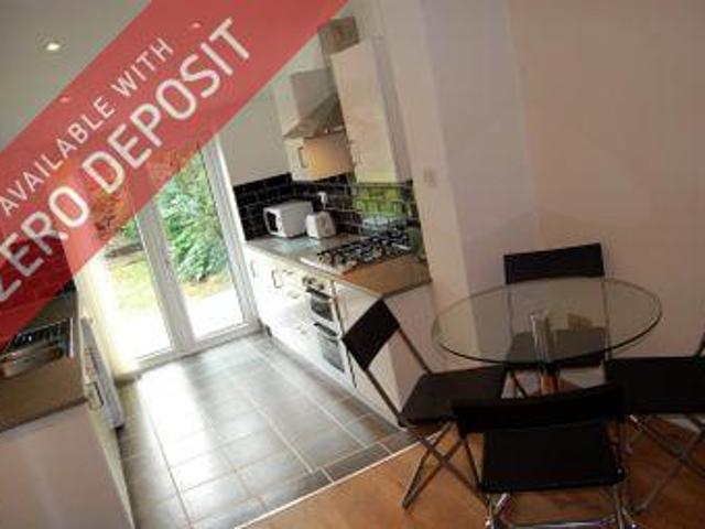 4 Bedrooms for rent in Sherwood Avenue, Fallowfield, Manchester M14