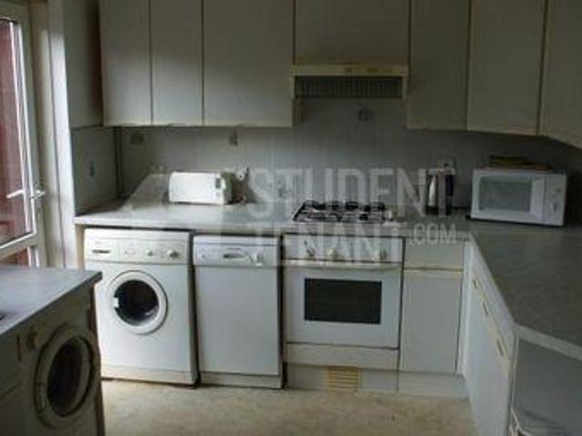 4 Bedrooms for rent in Shipman Avenue, Canterbury, Kent CT2