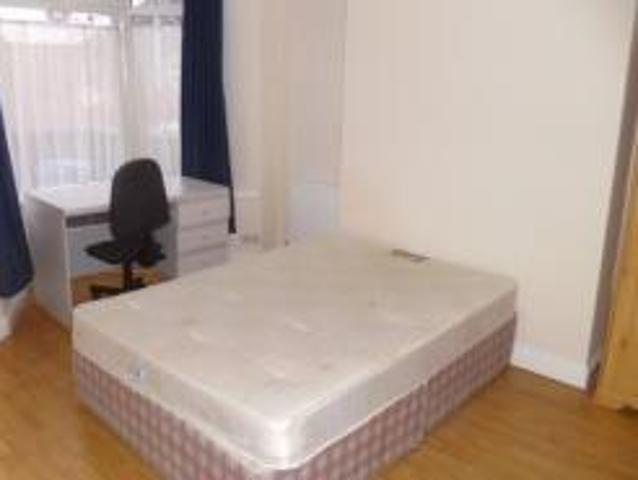 4 Bedrooms for rent in Shoreham Street, Sheffield S2