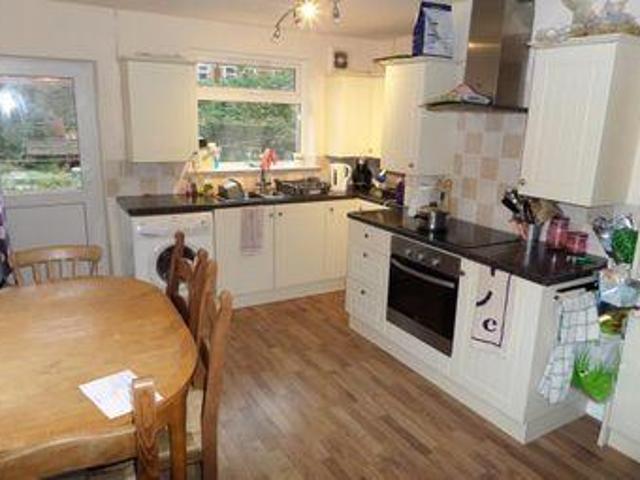 4 Bedrooms for rent in South Luton Place, Roath, Cardiff CF24