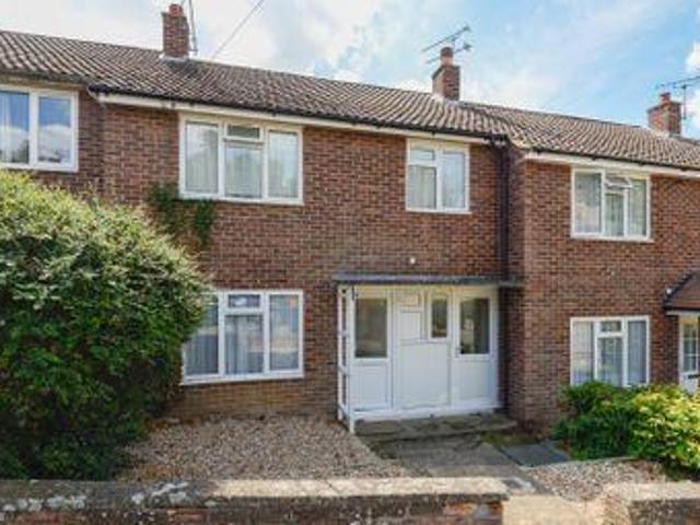 4 Bedrooms for rent in Tunstall Road, Canterbury CT2