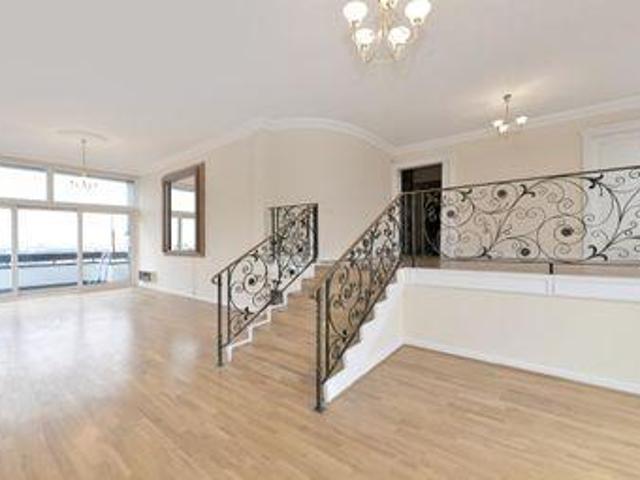 4 Bedrooms for rent in The Water Gardens, London W2