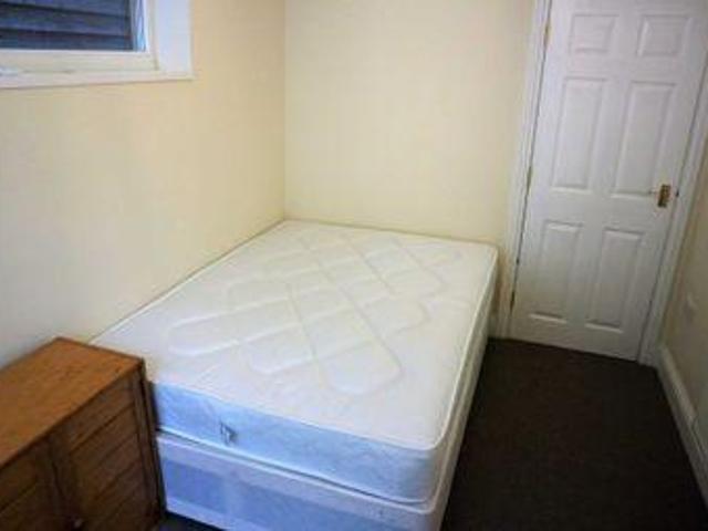 4 Bedrooms for rent in Ulcombe Gardens, Canterbury CT2
