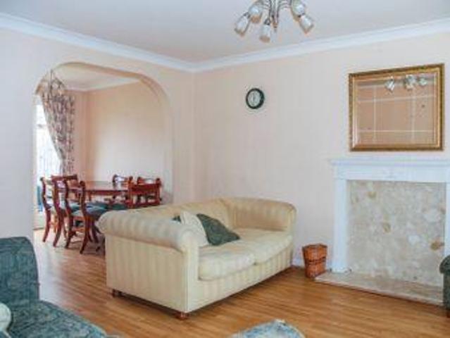 4 Bedrooms for rent in Veals Mead, Colliers Wood CR4