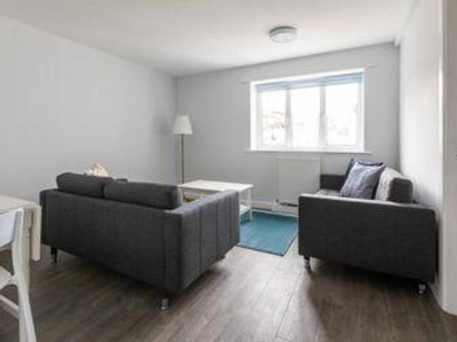 4 Bedrooms for rent in Victoria Court Mews, Victoria Road, Hyde Park, Leeds LS6