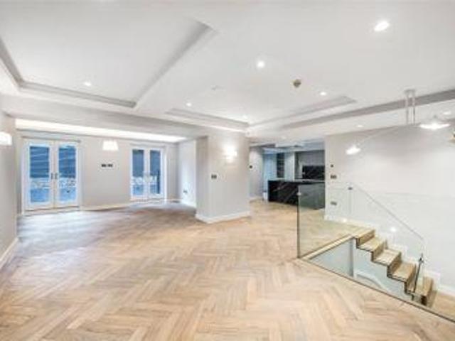 4 Bedrooms for rent in Waldemar Avenue Mansions, Waldemar Avenue, London SW6