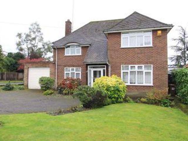 4 Bedrooms for rent in Westbury Road, Northwood HA6