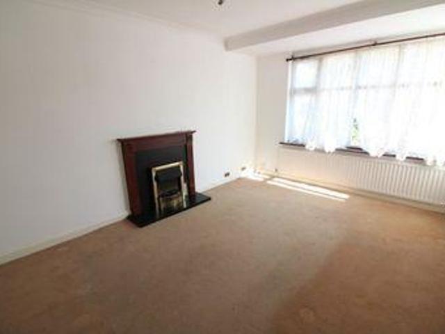 4 Bedrooms for rent in Widmore Lodge Road, Bromley BR1