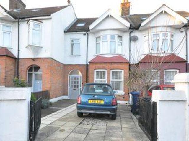 4 Bedrooms for rent in Windmill Road, Ealing, London W5