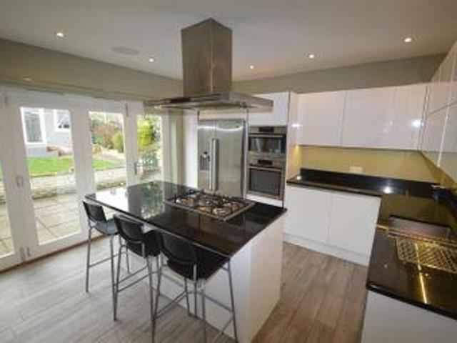 4 Bedrooms for rent in Worcester Crescent, Woodford Green IG8