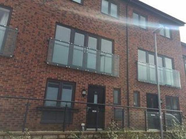 4 Bedrooms for rent in Yarn Street, H2010 Development, City Centre LS10