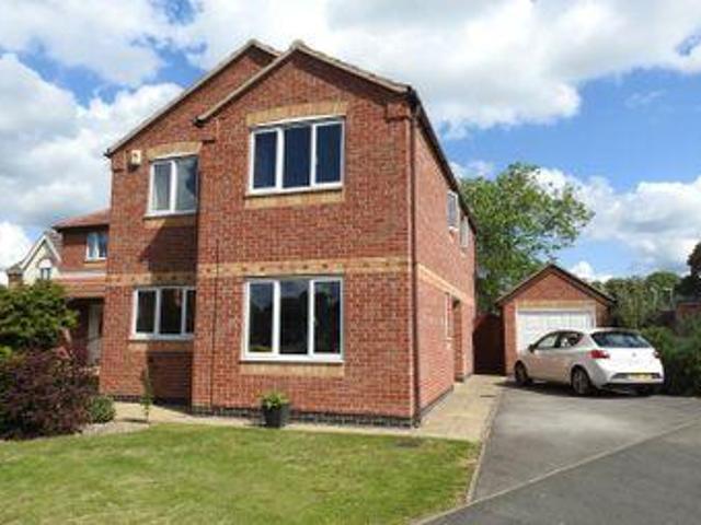 4 Bedrooms for sale in Annies Close, Hucknall, Nottingham NG15