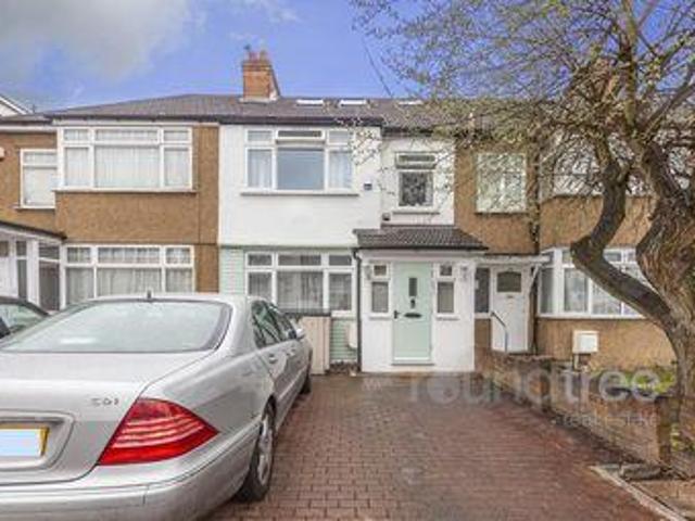 4 Bedrooms for sale in Brent Park Road, Hendon NW4