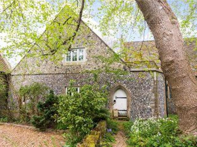 4 Bedrooms for sale in Broad Walk, Forestside, Rowland´s Castle, West Sussex PO9