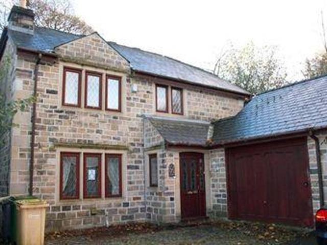 4 Bedrooms for sale in Capitol Close, Bolton BL1