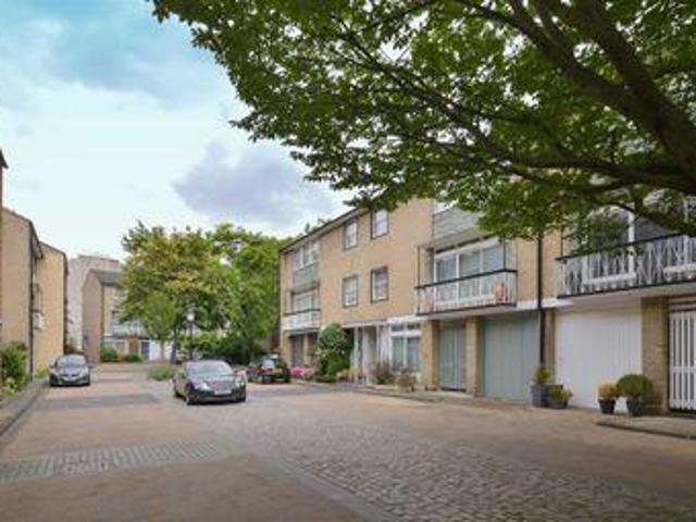 4 Bedrooms for sale in Chester Close North, London NW1