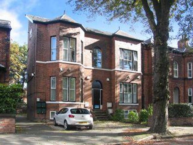 4 Bedrooms for sale in Clifton Avenue, Manchester, Greater Manchester M14