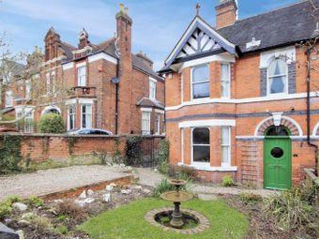 4 Bedrooms for sale in Crescent Road, Stafford ST17