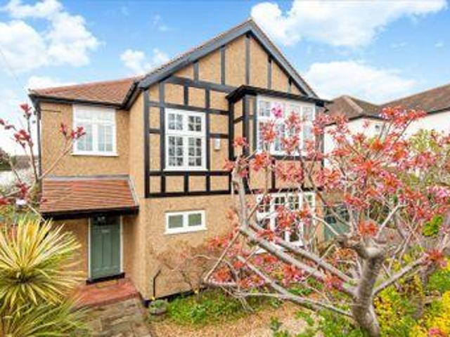 4 Bedrooms for sale in Devas Road, West Wimbledon SW20