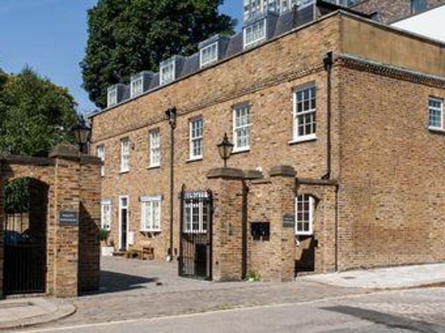4 Bedrooms for sale in Elsworthy Rise, London NW3