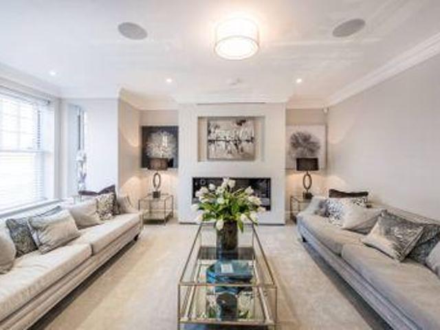 4 Bedrooms for sale in Hideaway Mews, Chiswick W4