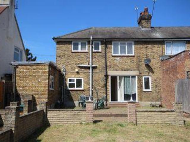 4 Bedrooms for sale in Hoylake Road, Acton, London W3