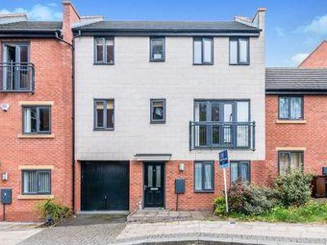 4 Bedrooms for sale in Kilmore Quay, Stoke On Trent ST1