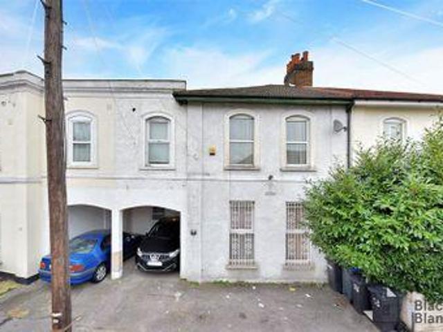 4 Bedrooms for sale in Leslie Park Road, Croydon CR0