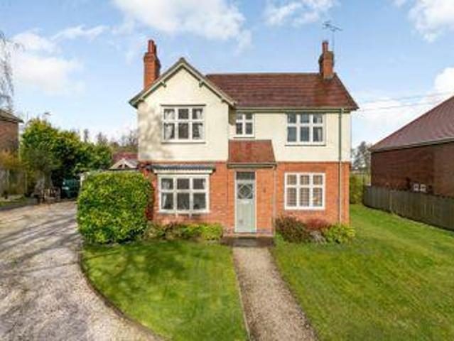 4 Bedrooms for sale in Lodge Hill, Tutbury, Burton On Trent DE13
