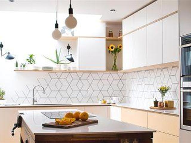 4 Bedrooms for sale in Lower Cheltenham Place, Montpelier, Bristol BS6