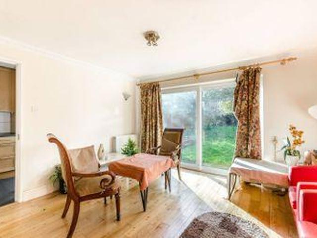 4 Bedrooms for sale in St Dunstans Avenue, Acton W3