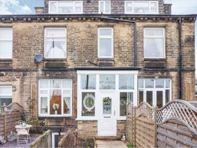 4 Bedrooms for sale in St. James Place, Shipley BD17
