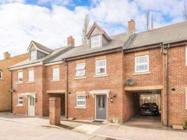 4 Bedrooms for sale in Stockbridge Close, Clifton, Shefford, Bedfordshire SG17